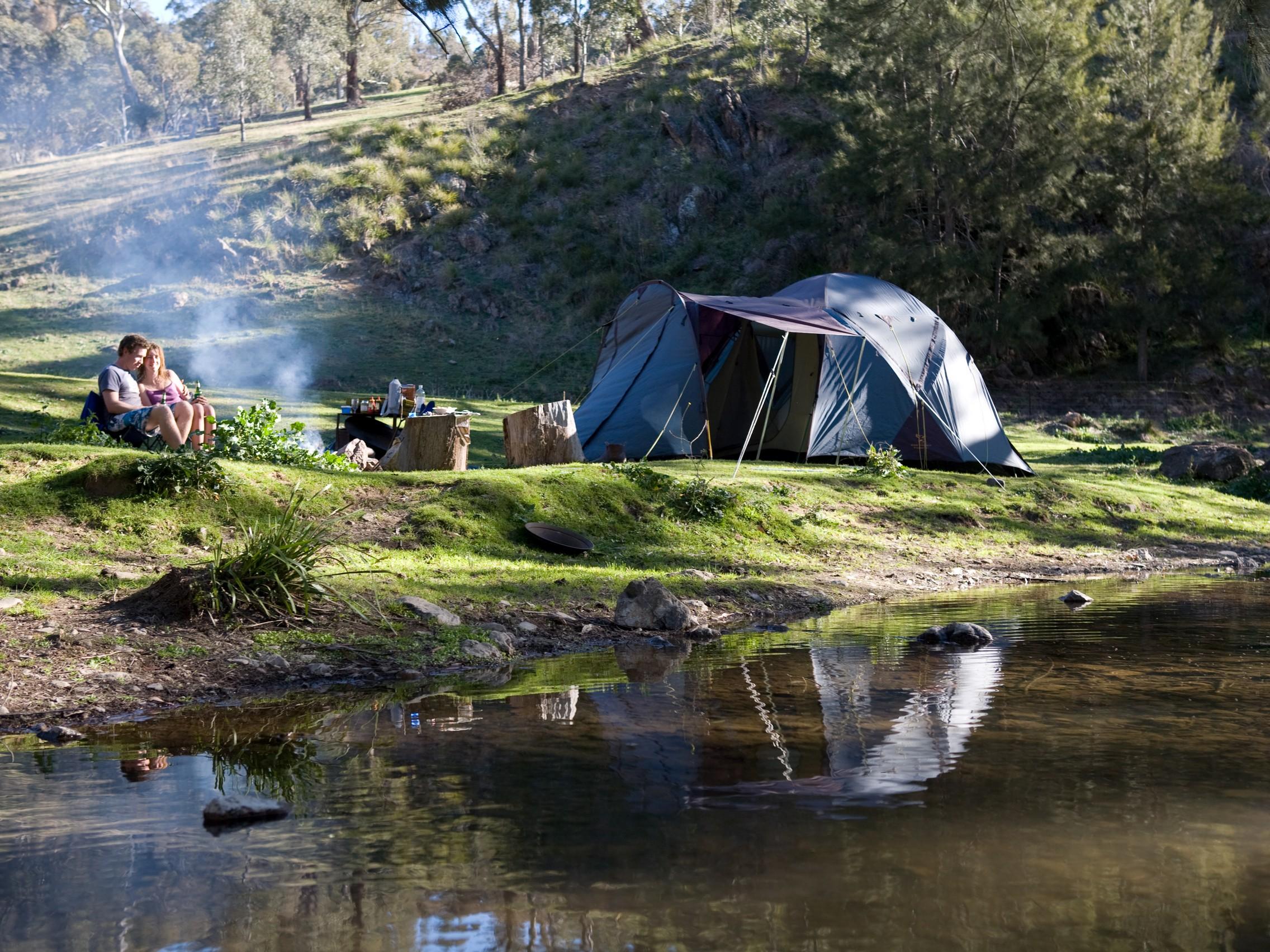 1 VEHICLE CAMPSITE BY THE RIVER, NOT POWERED, NATURAL BUSH CAMPING WITH ...